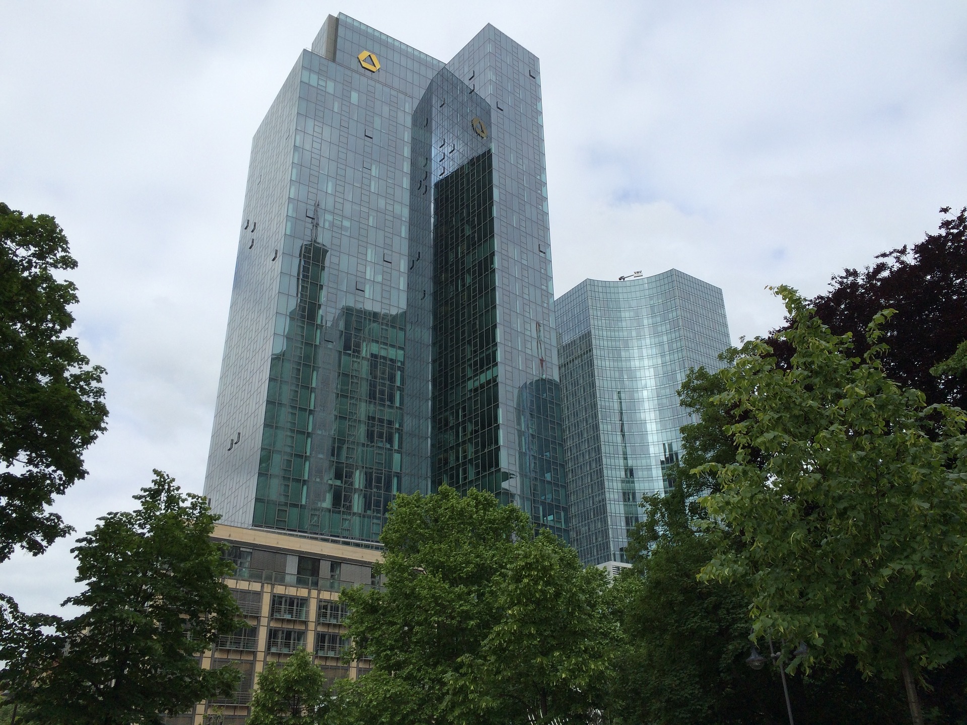 Commerzbank opustí akciový index DAX - Export do SRN